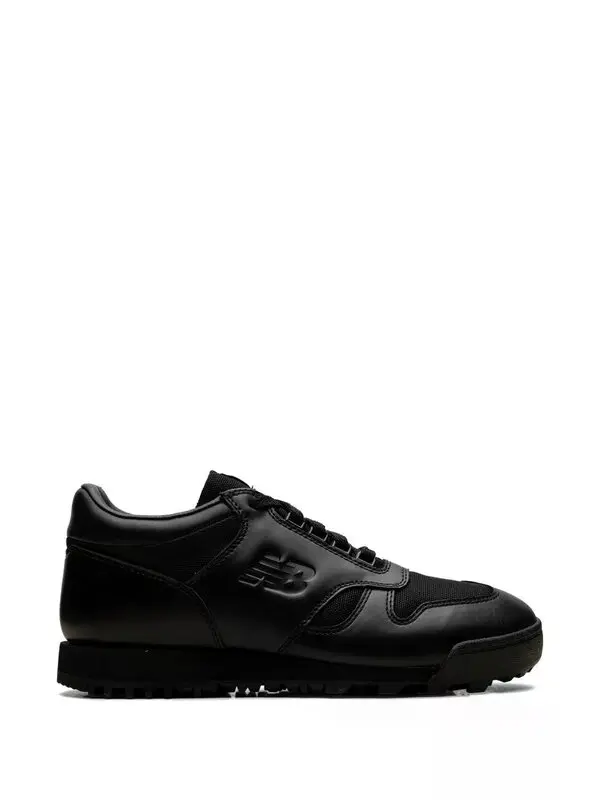 NEW BALANCE Rainier Sneakers - Black