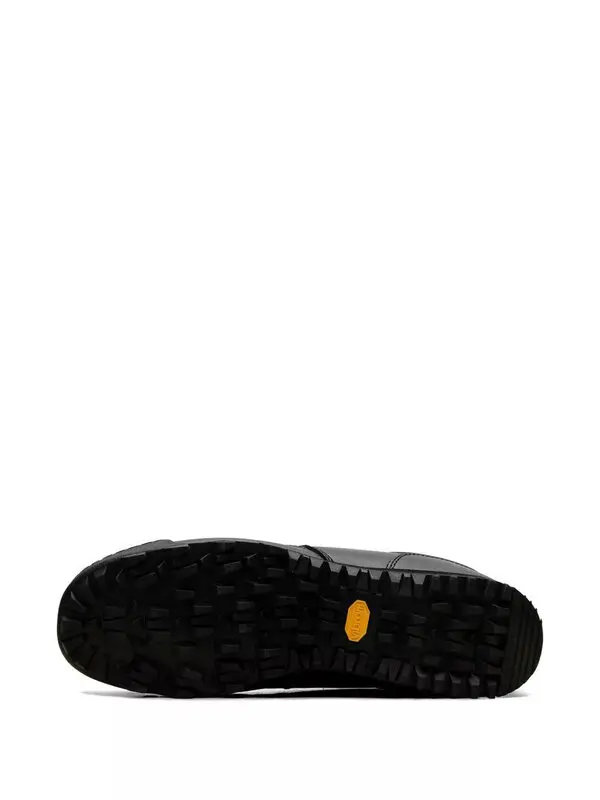 NEW BALANCE Rainier Sneakers - Black