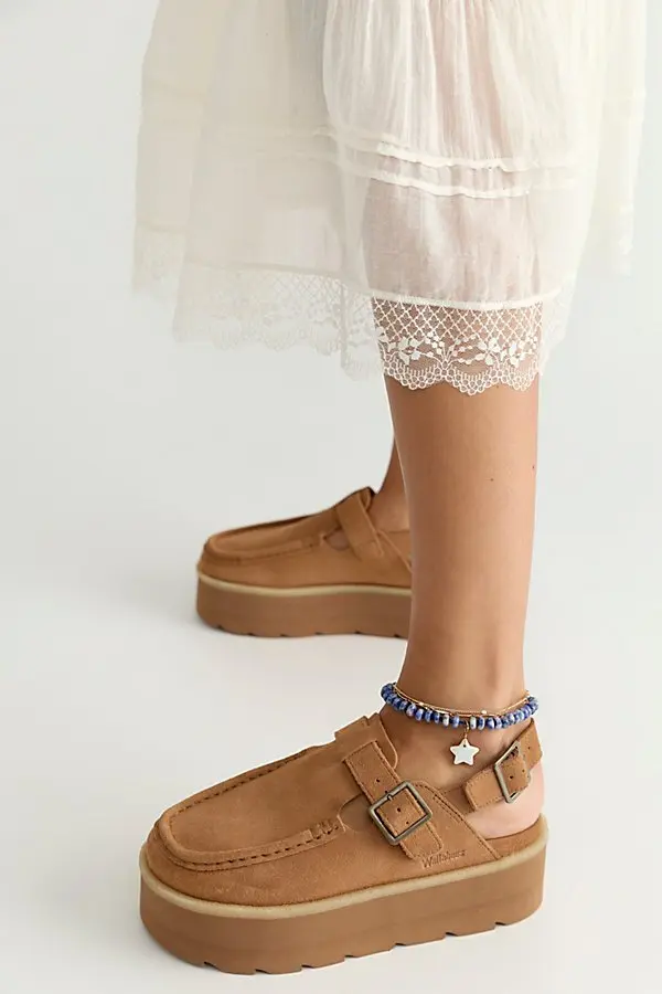Clarks Meare Easy Elevated Mules - Tan Suede