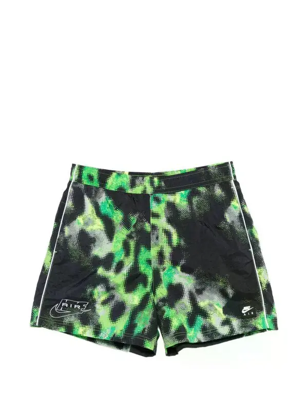 Nike Graphic Print Shorts - Black