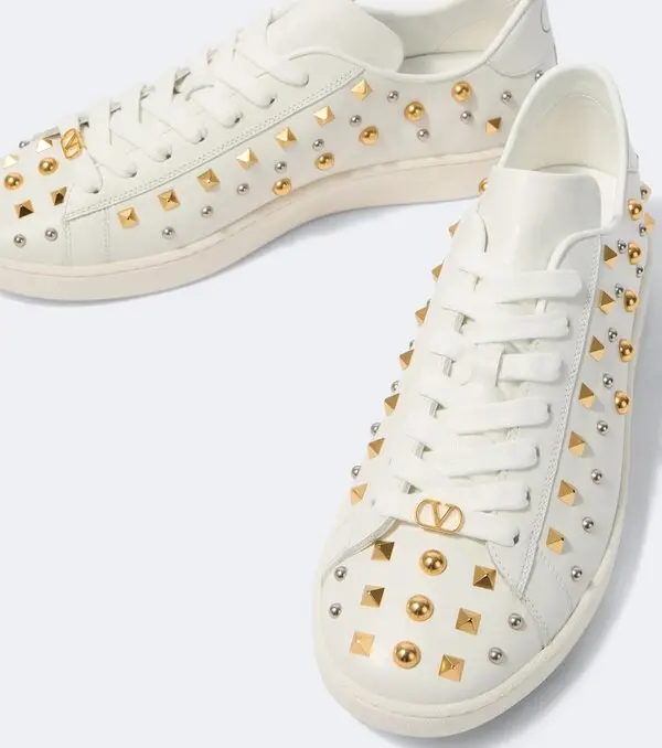 Valentino Garavani Royco Studded Leather Sneakers - White