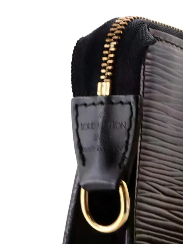 LOUIS VUITTON Pochette Accessoires Epi Leather Clutch Bag - Black