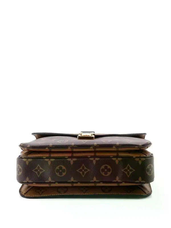 LOUIS VUITTON Pochette Metis Reverse Monogram Canvas - Brown