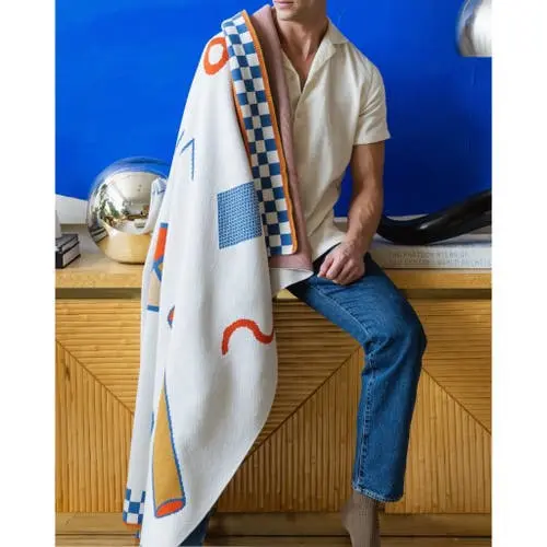 BIQUETTE Shapes Knit Throw Blanket - Primary