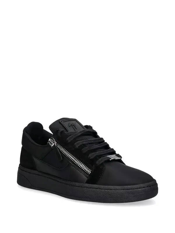 GIUSEPPE ZANOTTI Zip-detail Low Top Sneakers - Black
