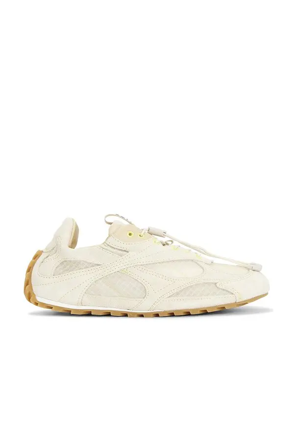 Bottega Veneta Orbit Flash Sneaker - String & Tufo