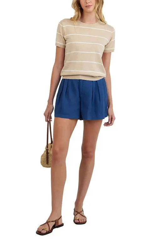 Bella Dahl Double Pleat Linen Shorts