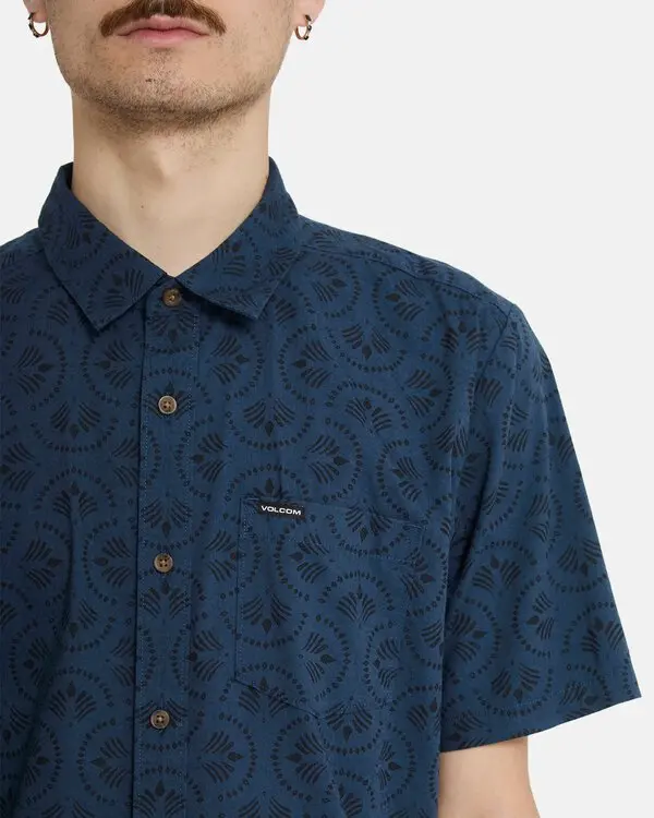 Volcom Scaler Stone Woven Short Sleeve Shirt - Midnight Blue