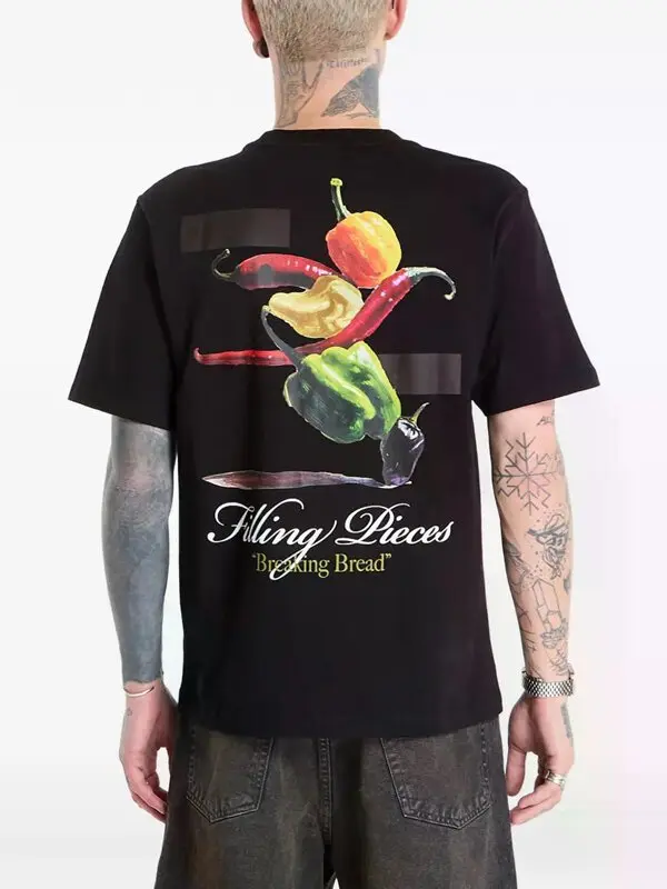 Filling Pieces Pepper Graphic T-shirt - Black