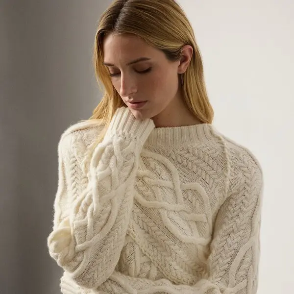 Ralph Lauren Cable-knit Cashmere Crewneck Sweater - Cream