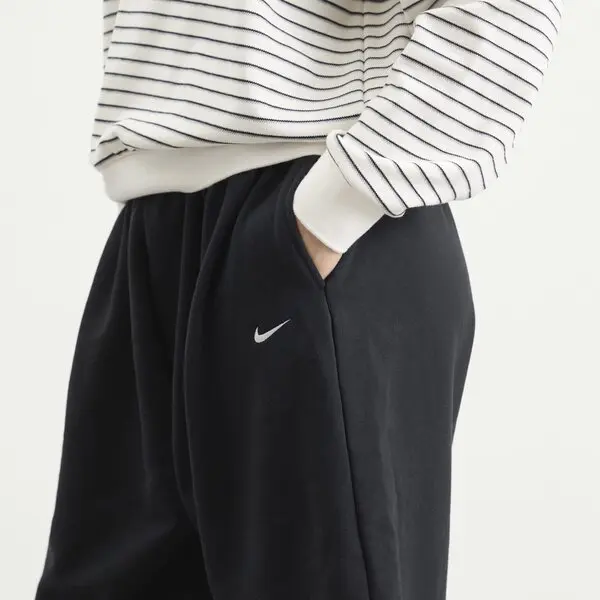 Nike Fleece Bermuda Shorts
