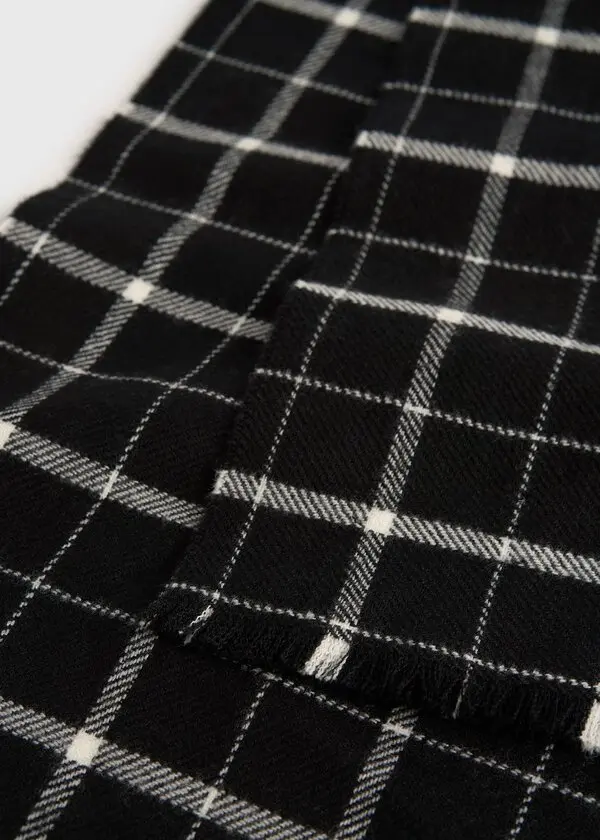TOTEME Windowpane Scarf /white