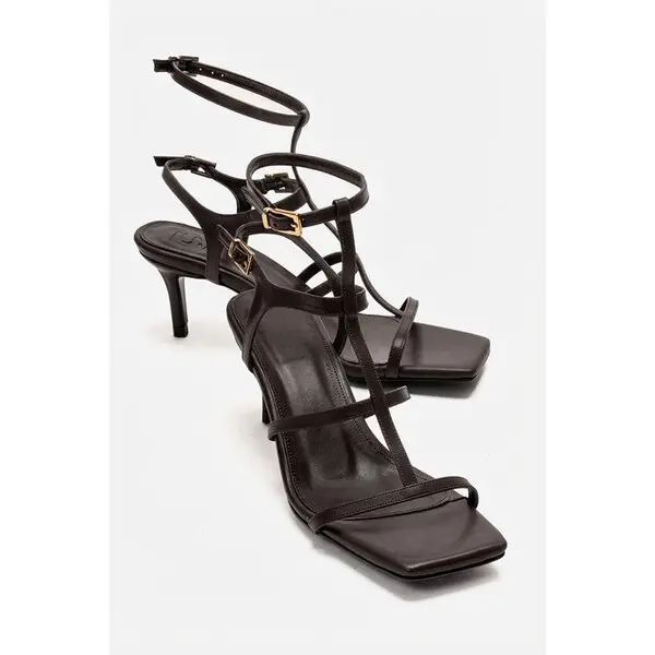 PROLOGUE SHOES Viento Stiletto Sandal - Brown