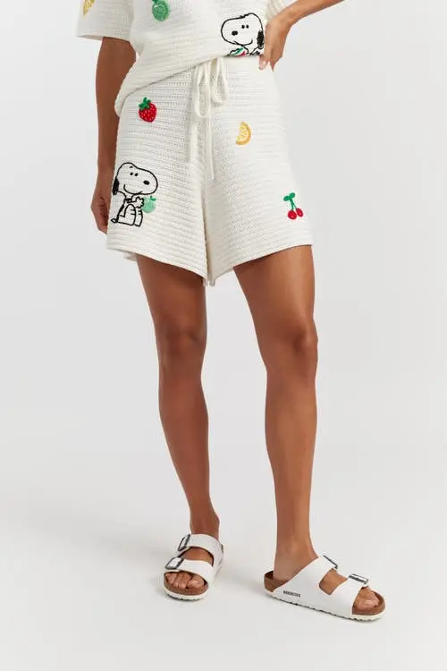 Chinti & Parker Cotton Crochet Snoopy Shorts - Cream