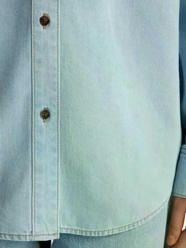 12 STOREEZ Button Denim Shirt