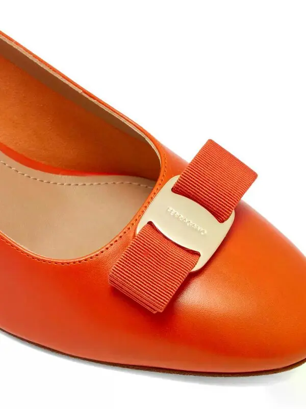 FERRAGAMO Vara Bow-detail Slingback Pumps - Orange