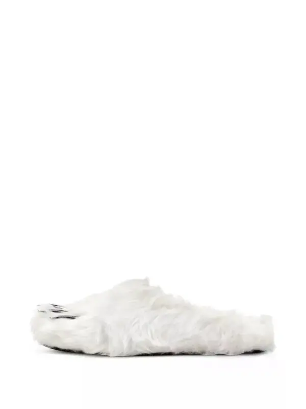 BRAVEST STUDIOS Bear-claw Mules - White