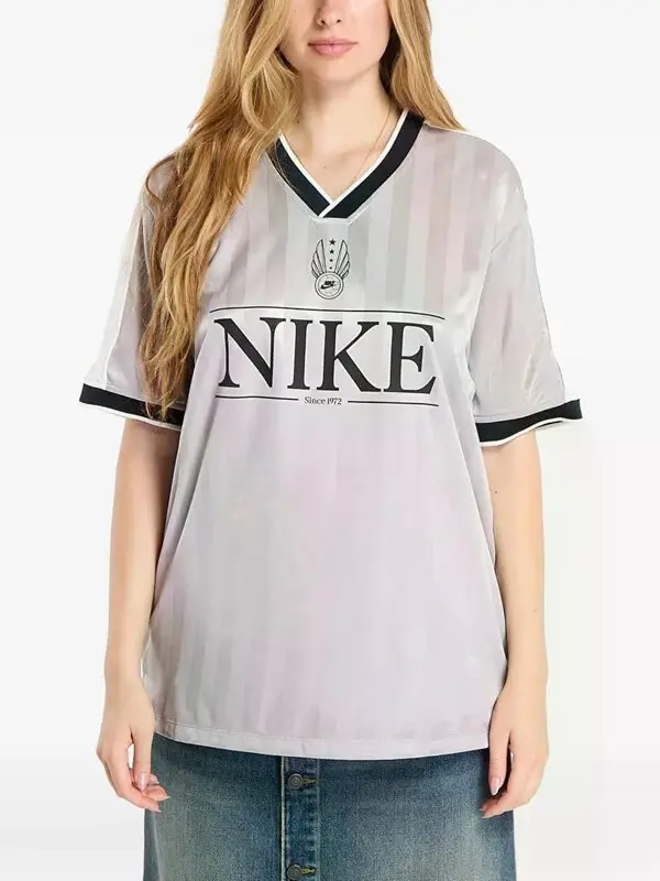 Nike Logo-print V-neck T-shirt