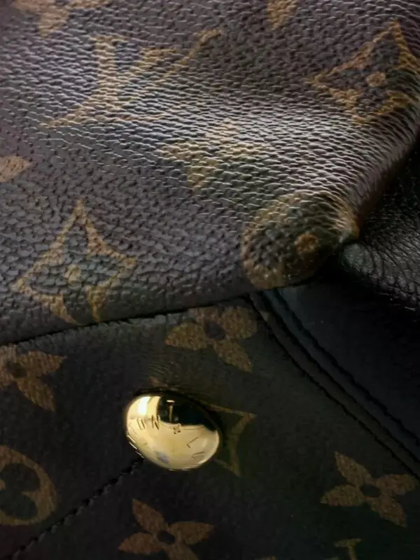 LOUIS VUITTON Pallas Tote Monogram Canvas