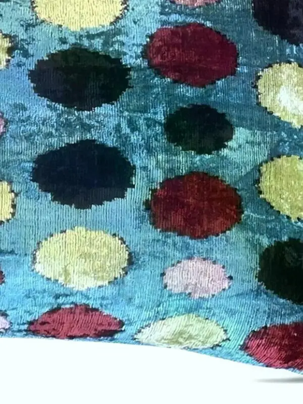 LES-OTTOMANS Oval Motif Velvet Cushion