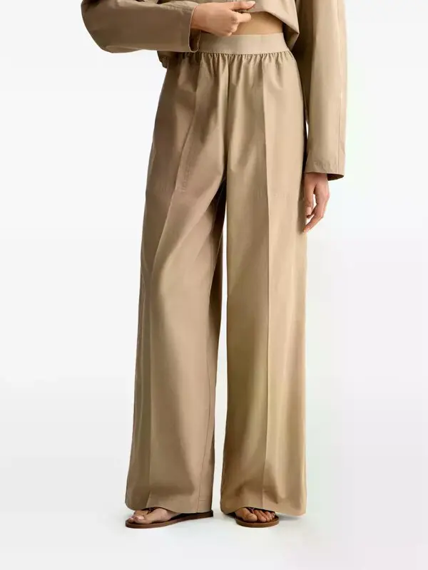 12 STOREEZ Elasticated-waist Trousers - Neutrals