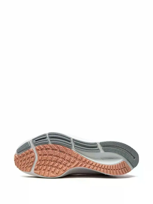 Nike Air Zoom Pegasus 38 Sneakers