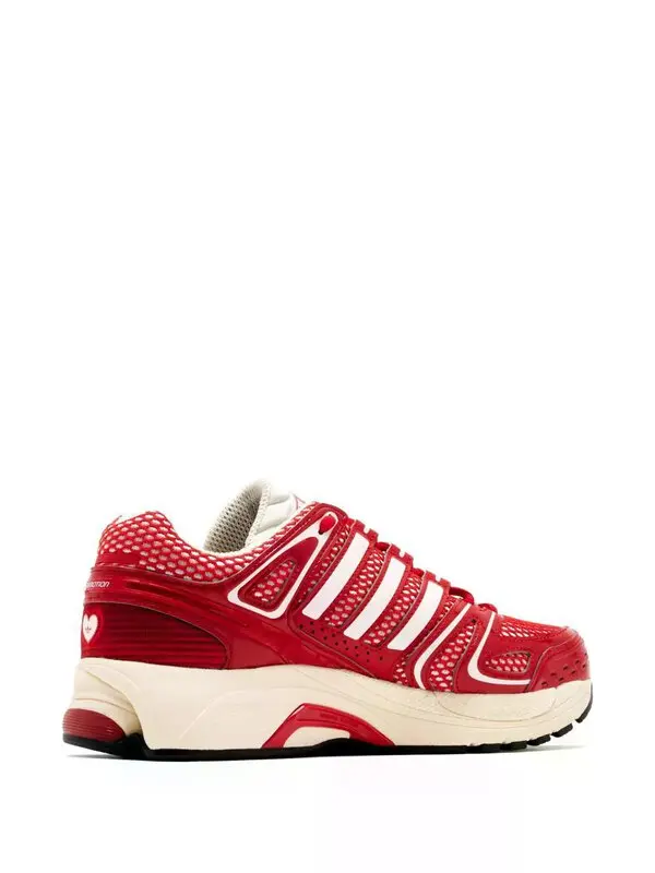 Adidas Adistar Control Sneakers