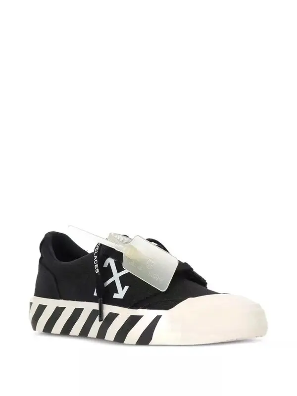 Off-White Vulcanized Undercut Sneakers - Black