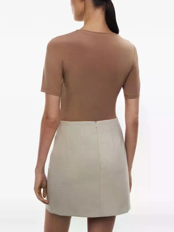 12 STOREEZ Fitted T-shirt - Neutrals