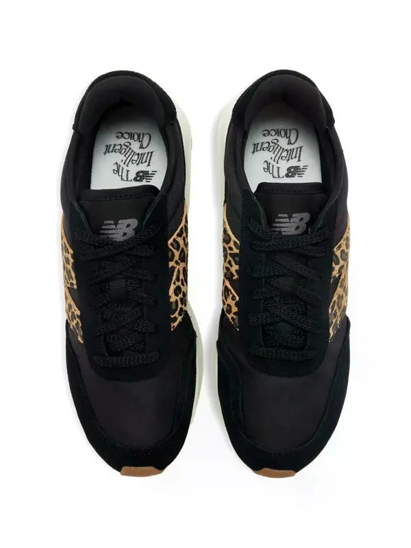 NEW BALANCE 370 Sneakers - Black