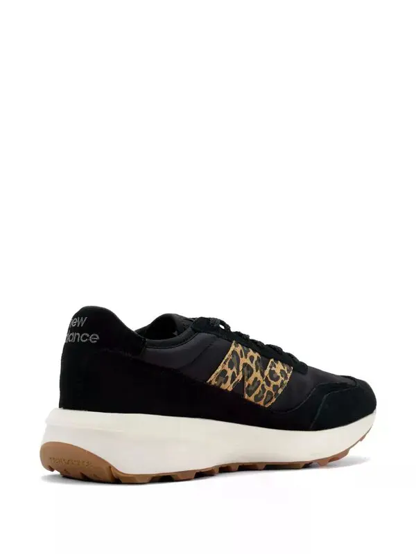NEW BALANCE 370 Sneakers - Black