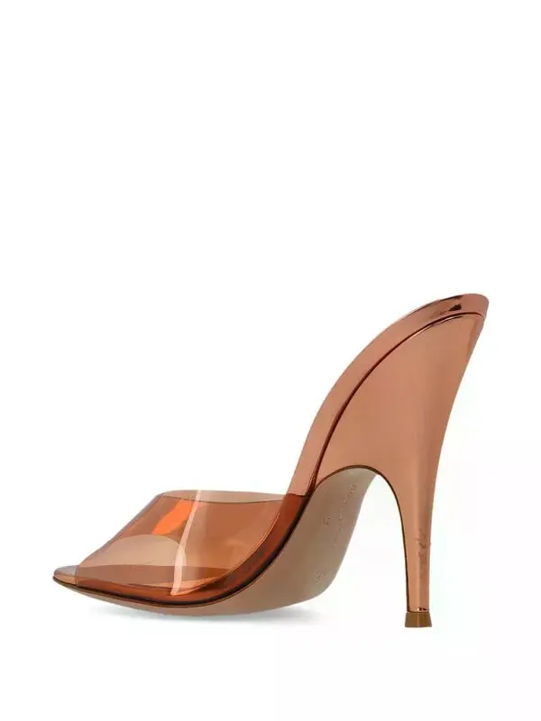 GIANVITO ROSSI Sofia Sandals - Brown