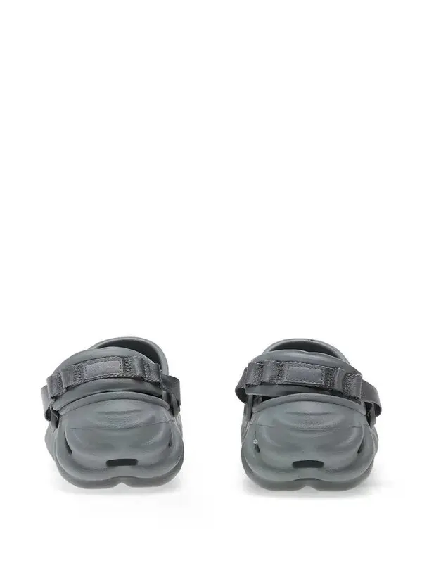 CROCS Echo Clogs