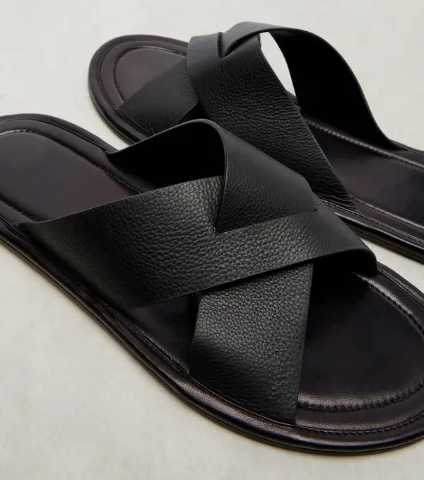 THE ROW Malick Leather Sandals - Black