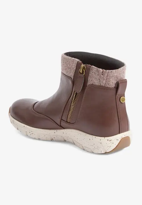COMFORTVIEW The Cassiopeia Bootie - Brown