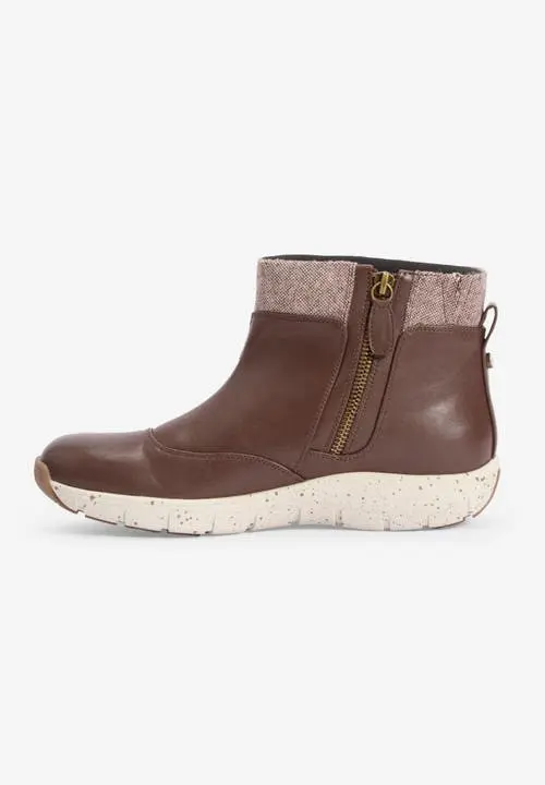 COMFORTVIEW The Cassiopeia Bootie - Brown