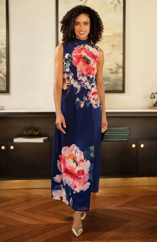 YUMI Floral High Neck Maxi Dress