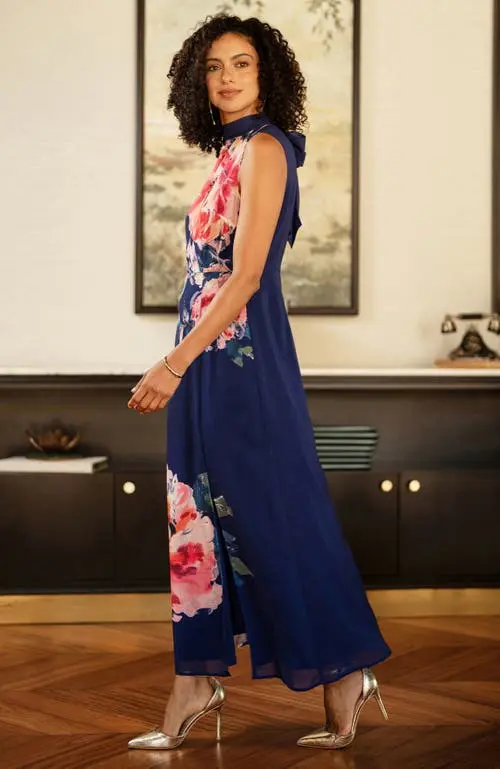 YUMI Floral High Neck Maxi Dress