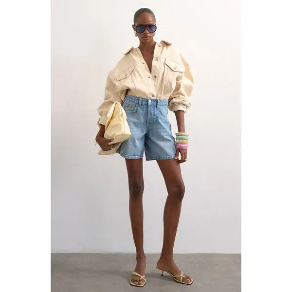 Topshop Editor Mid-rise Denim Shorts - Lblue
