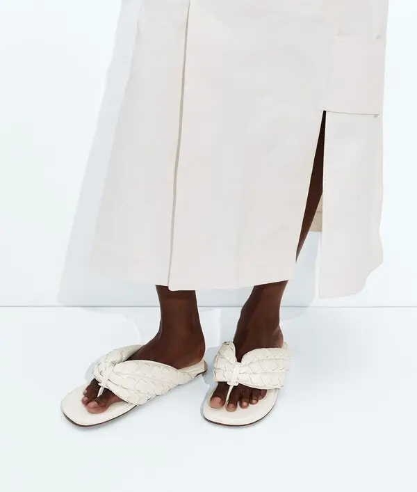 Bottega Veneta Salsa Flat Thong