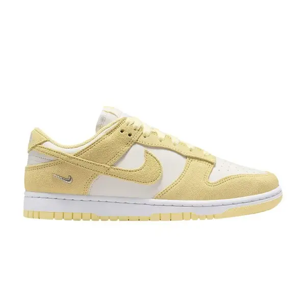 Nike Dunk Low Suede Sneakers - Yellow