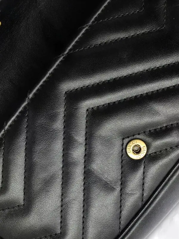 Gucci Gg Marmont Flap Super Mini Bag - Black