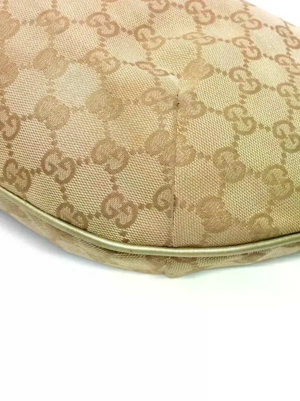 Gucci Gg Canvas Shoulder Bag - Neutrals