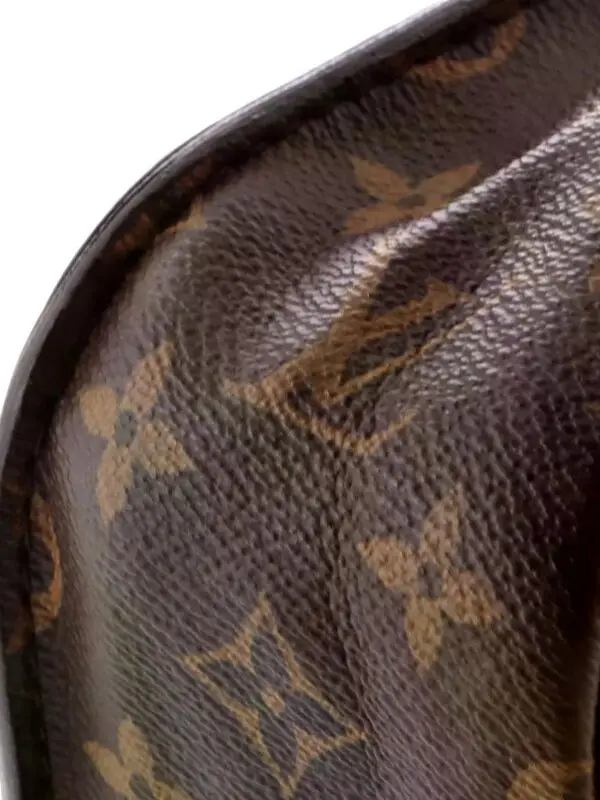 LOUIS VUITTON Passy Handbag Monogram Canvas Crossbody Bag