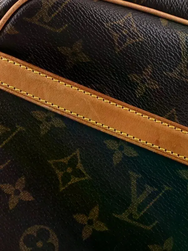 LOUIS VUITTON Reporter Bag Monogram Canvas Pm - Brown