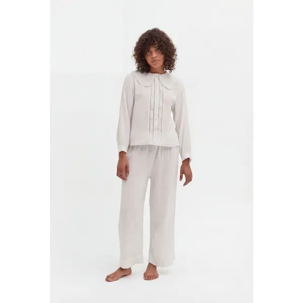 Desmond & Dempsey Fancy Collar & Pocket Trouser Pajama Set - White