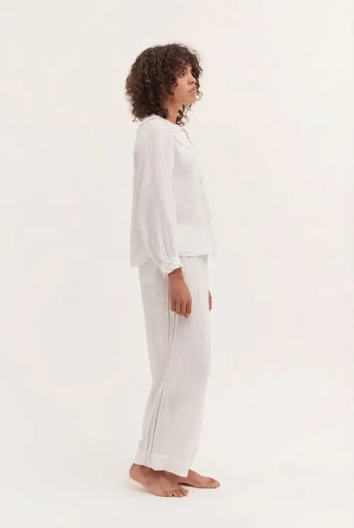 Desmond & Dempsey Fancy Collar & Pocket Trouser Pajama Set
