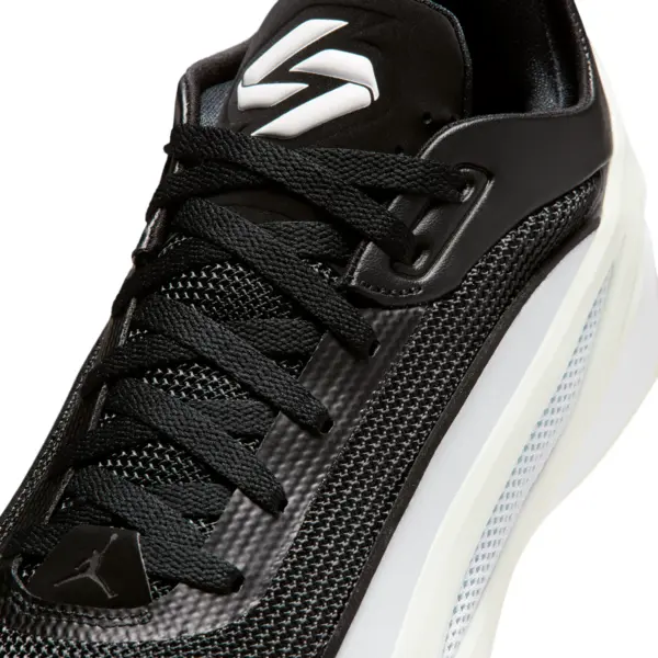 JORDAN Luka Basketball Shoes - Black