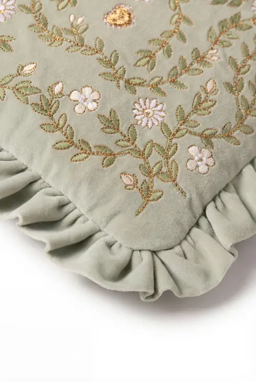 ELIZABETH SCARLETT Mediterranean Garden Velvet Everyday Pouch - Sage