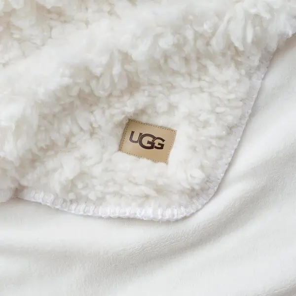 UGG Shira Textured Sherpa Throw Blanket - Snow